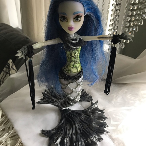 monster high | Other | Mattel Monster High Doll Sirena Von Boo Doll ...
